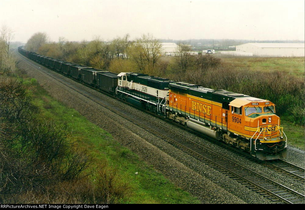 BNSF 9904